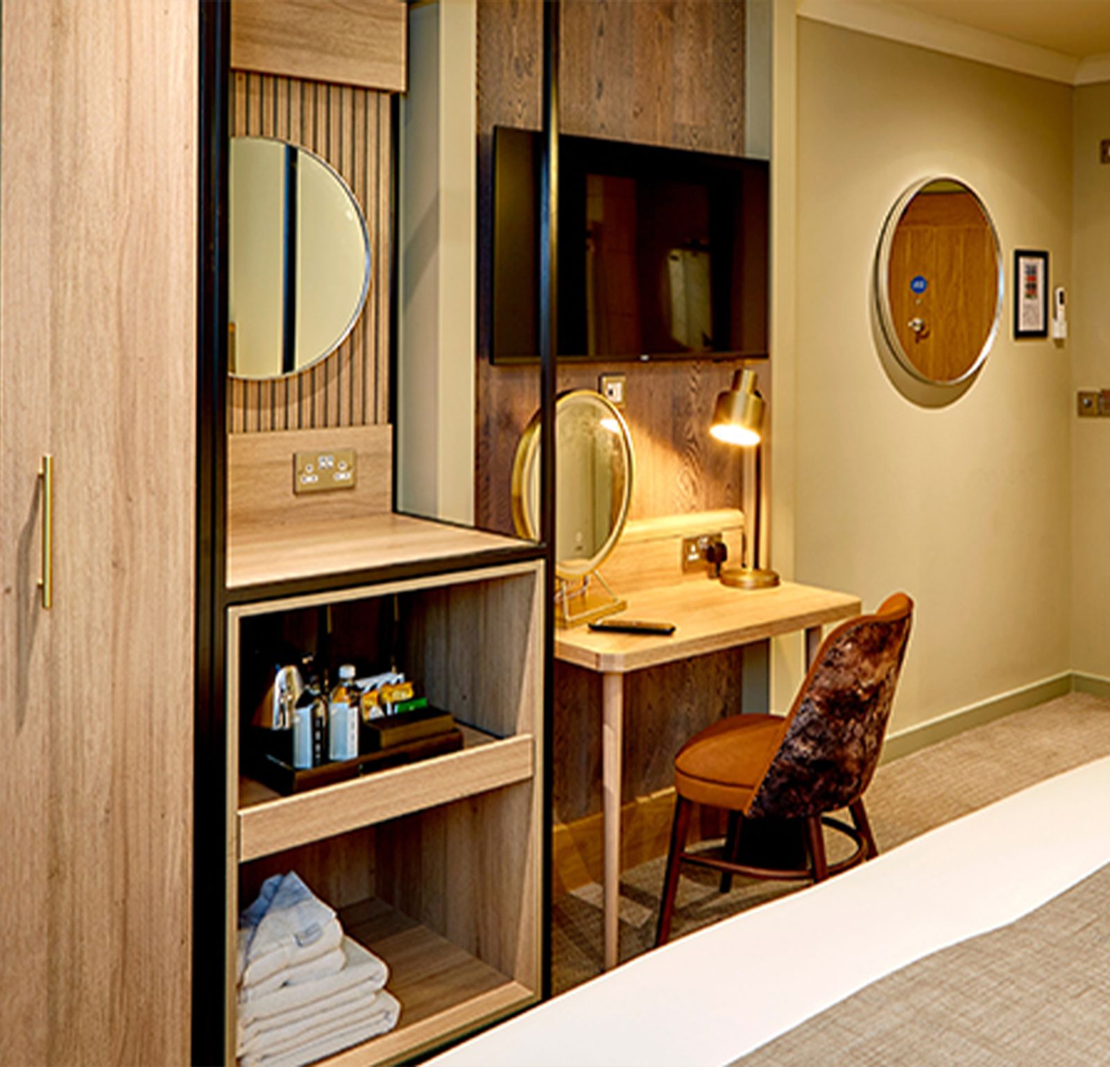 Belmore Hotel | Pub, Restaurant & Hotel in Sale, Cheshire