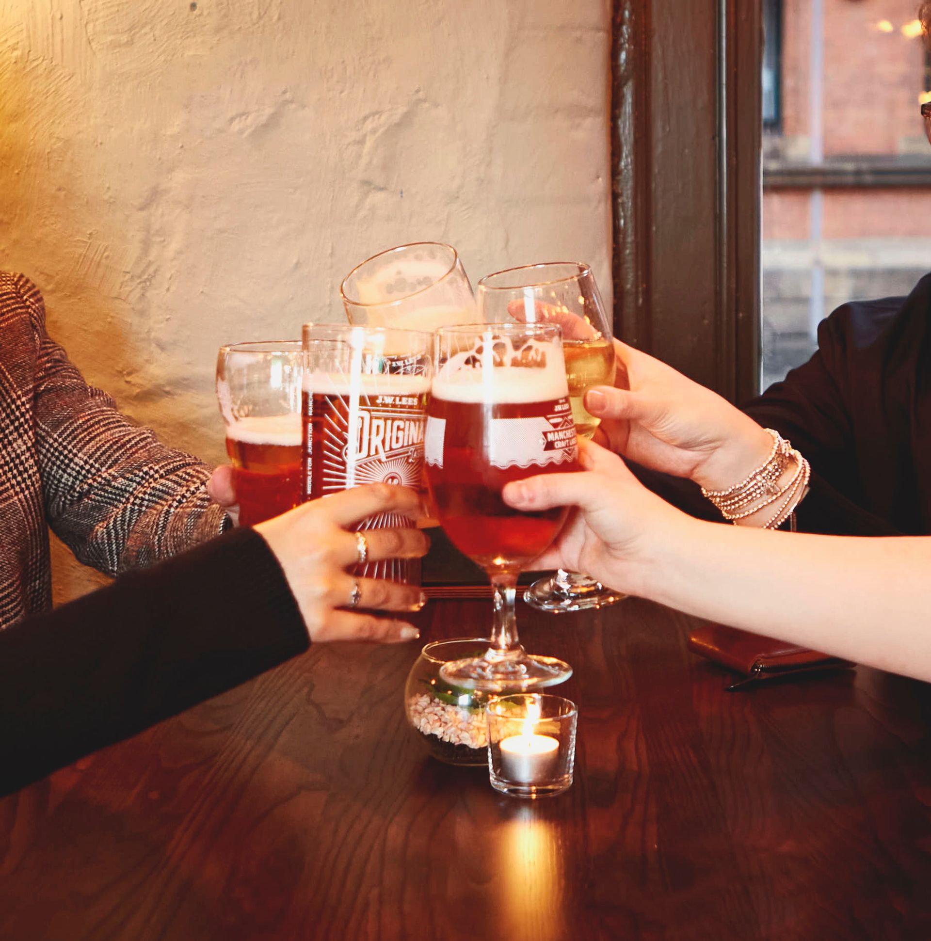 Belmore Hotel | Pub, Restaurant & Hotel in Sale, Cheshire